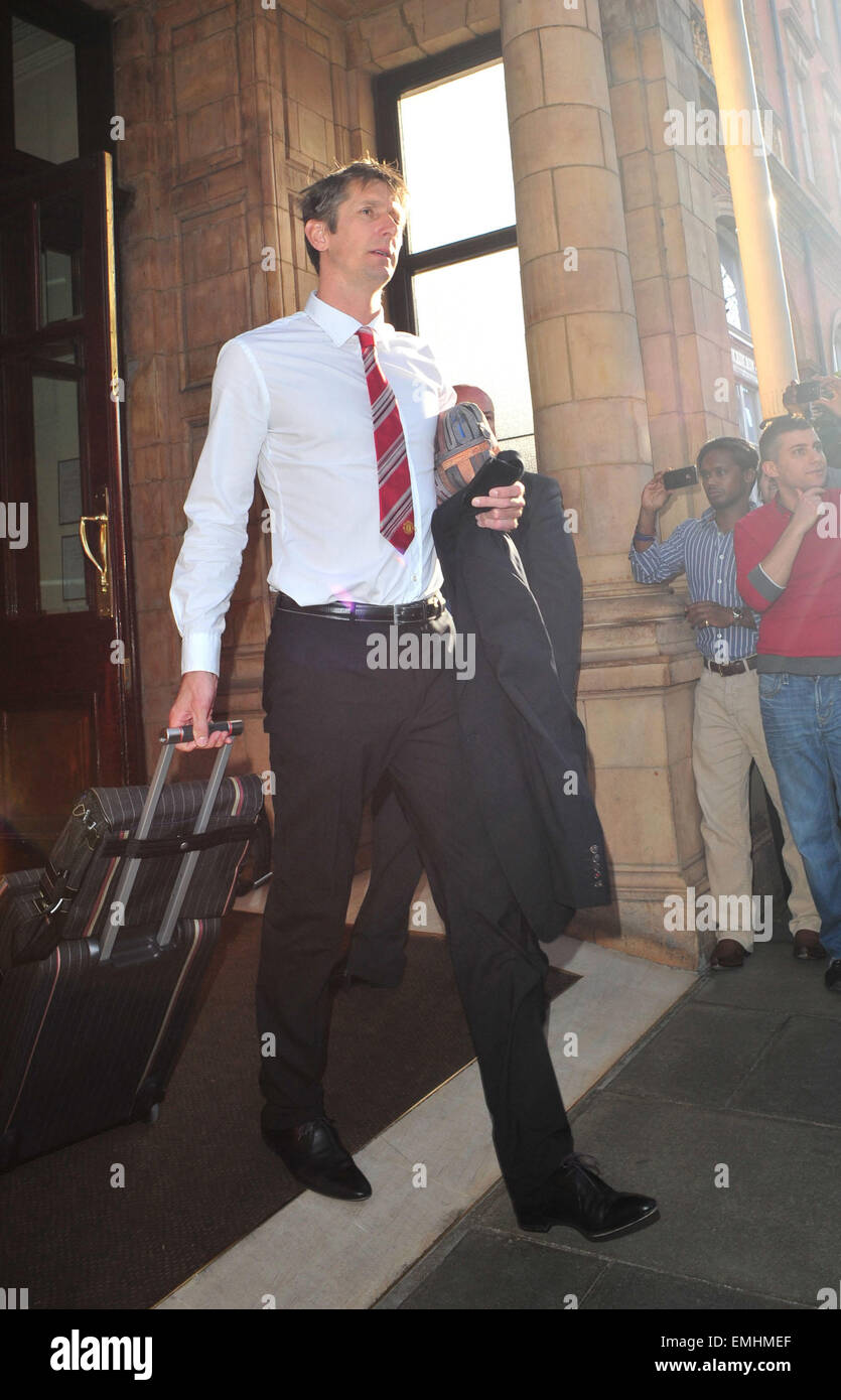 Van Der Sar Manchester United High Resolution Stock Photography and ...