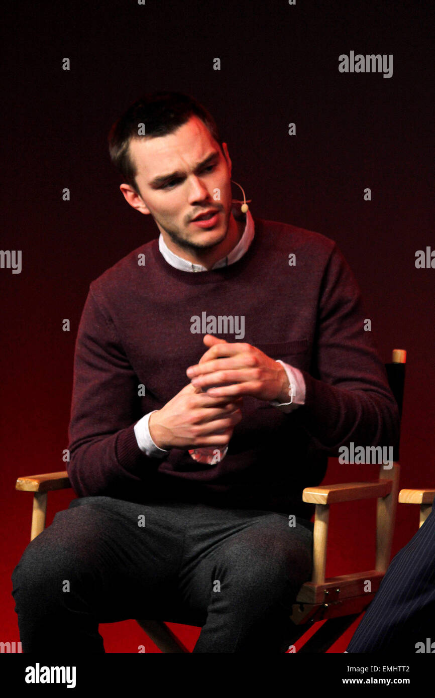 Actress Eleanor Tomlinson High Resolution Stock Photography and Images ...