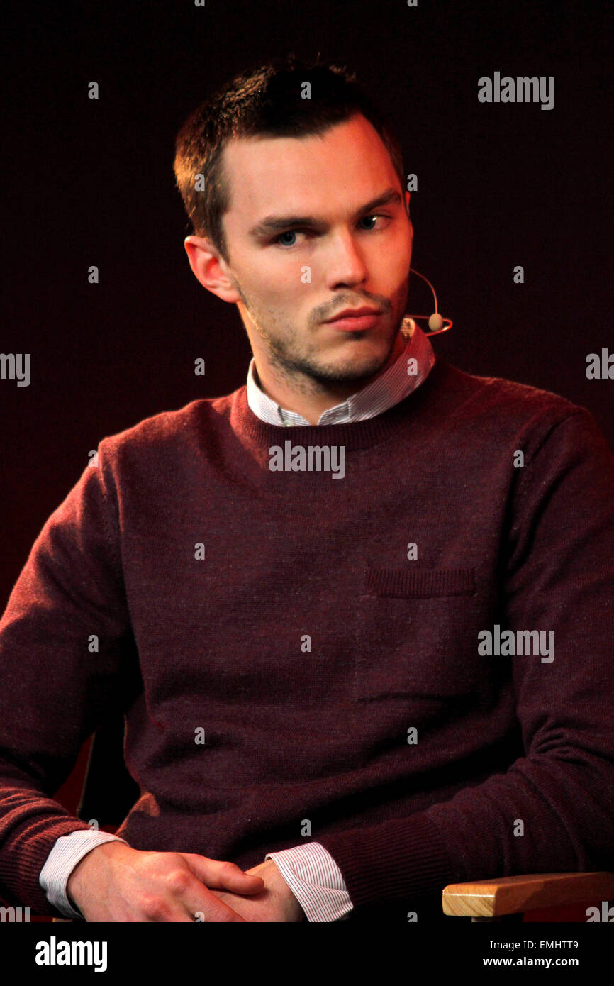 Actress Eleanor Tomlinson High Resolution Stock Photography and Images ...