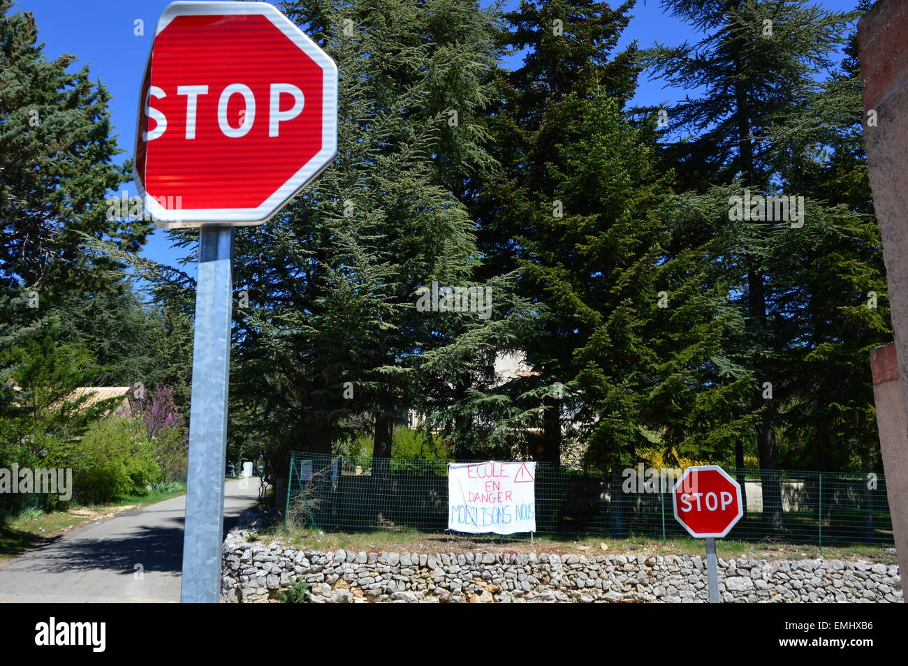 Social class france hi-res stock photography and images - Alamy