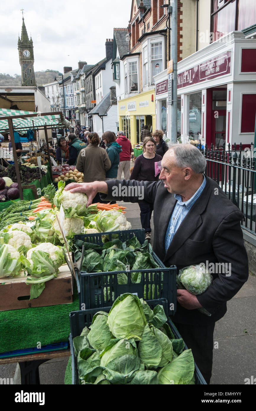 Machynlleth market town on market day held on wednesdays hi-res stock ...