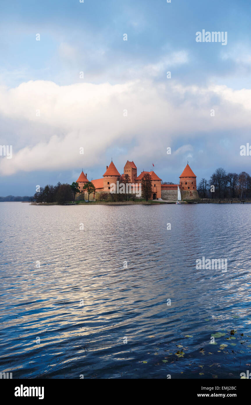 Island castle on Galve lake in Autumn, Trakai, Lithuania Stock Photo ...