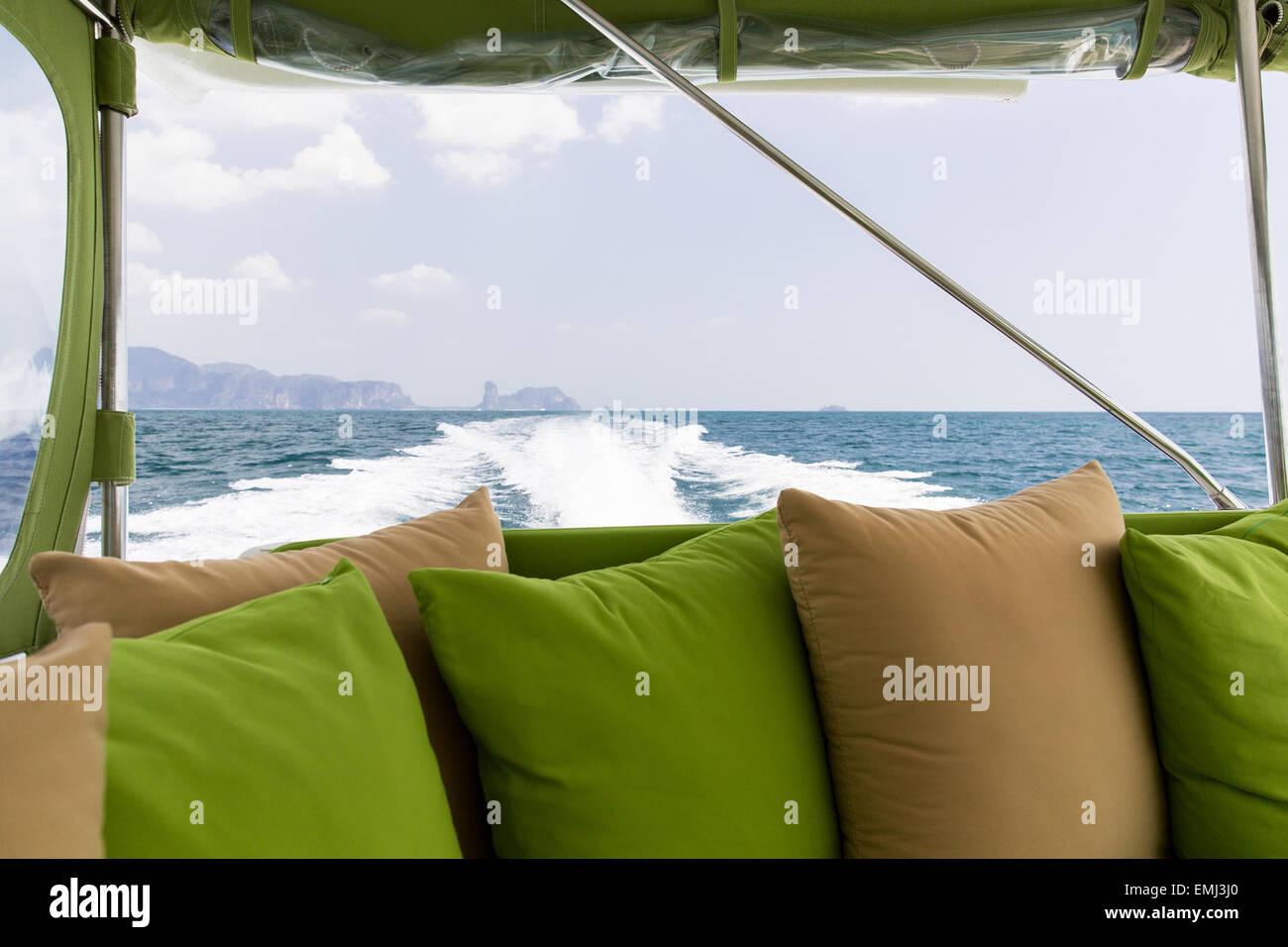 Comfort sailing hi-res stock photography and images - Alamy