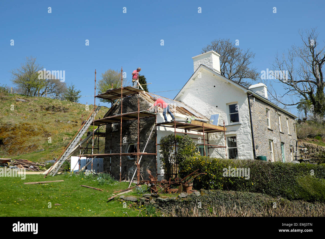 Stone Cottage Welsh Slate Roof Stock Photos & Stone Cottage Welsh Slate ...