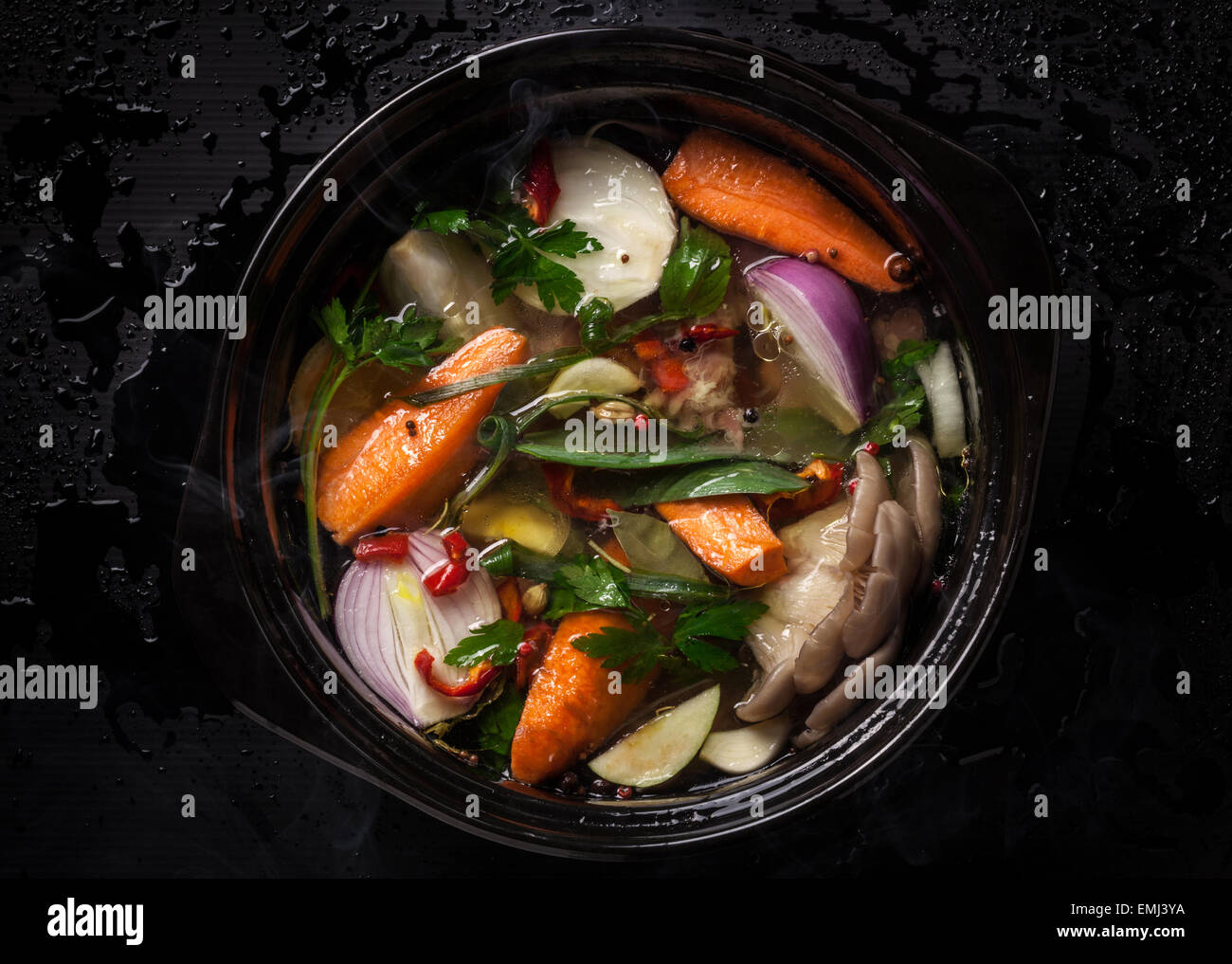 Soup pan pot hi-res stock photography and images - Alamy
