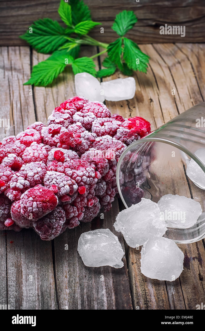 frozen ripe raspberry Stock Photo - Alamy