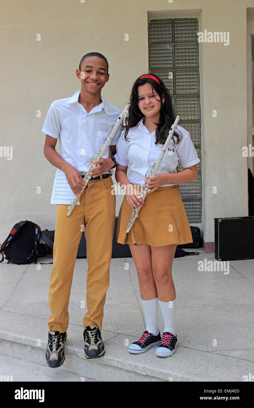 School uniforms cuba hi-res stock photography and images - Alamy