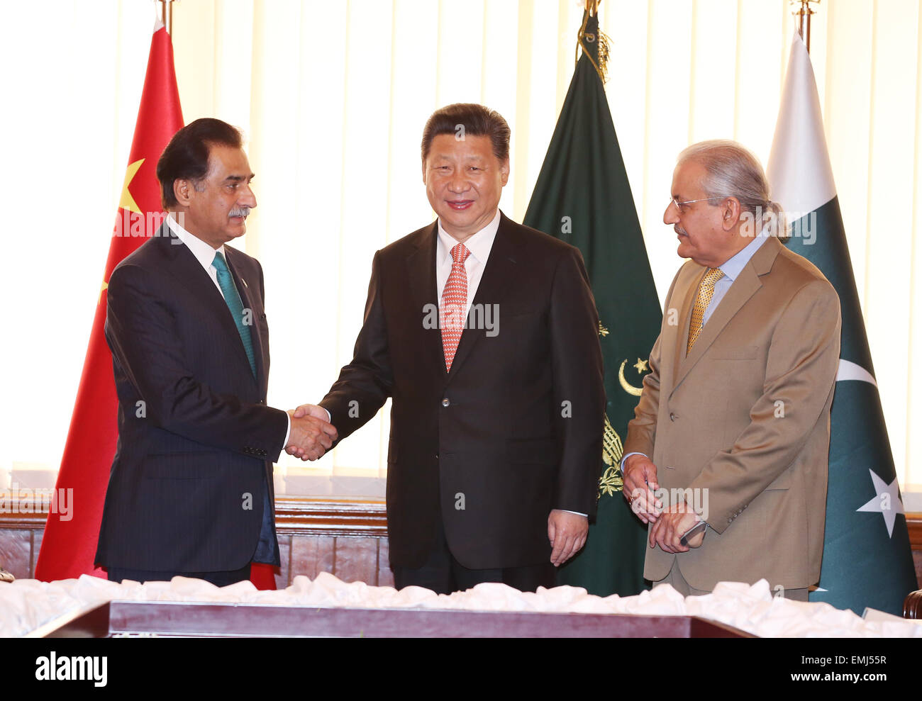 Islamabad, Pakistan. 21st Apr, 2015. Chinese President Xi Jinping (C ...