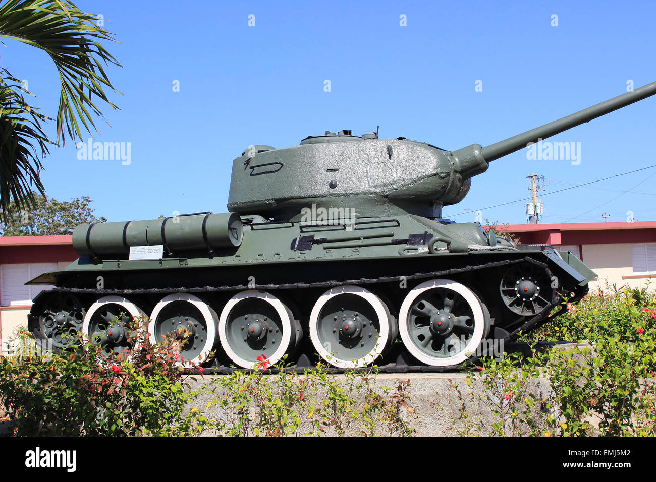Cuban tank hi-res stock photography and images - Alamy