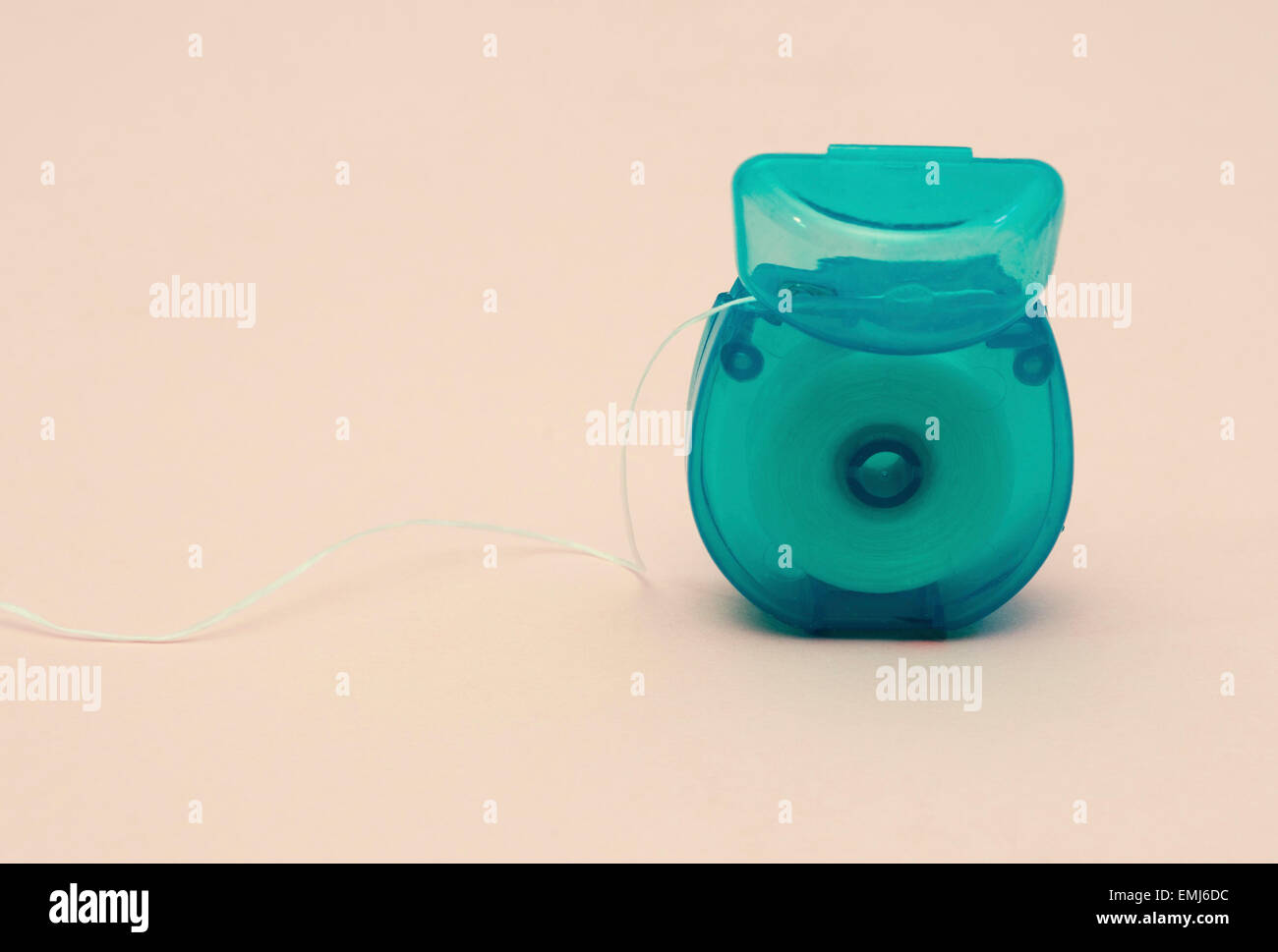 Dental floss hi-res stock photography and images - Alamy