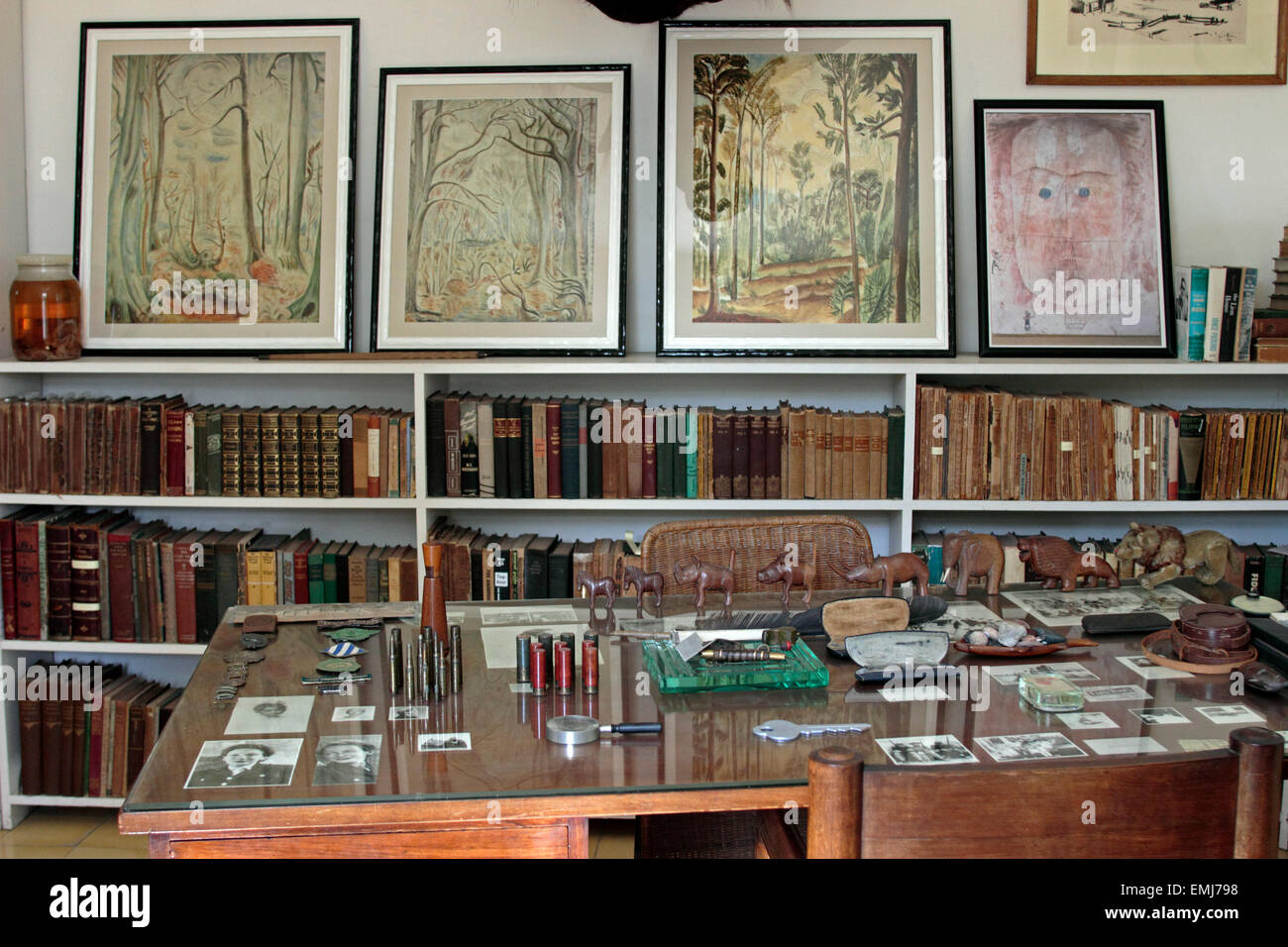 Library study with desk Ernest Hemingway house Finca La Vigia near ...
