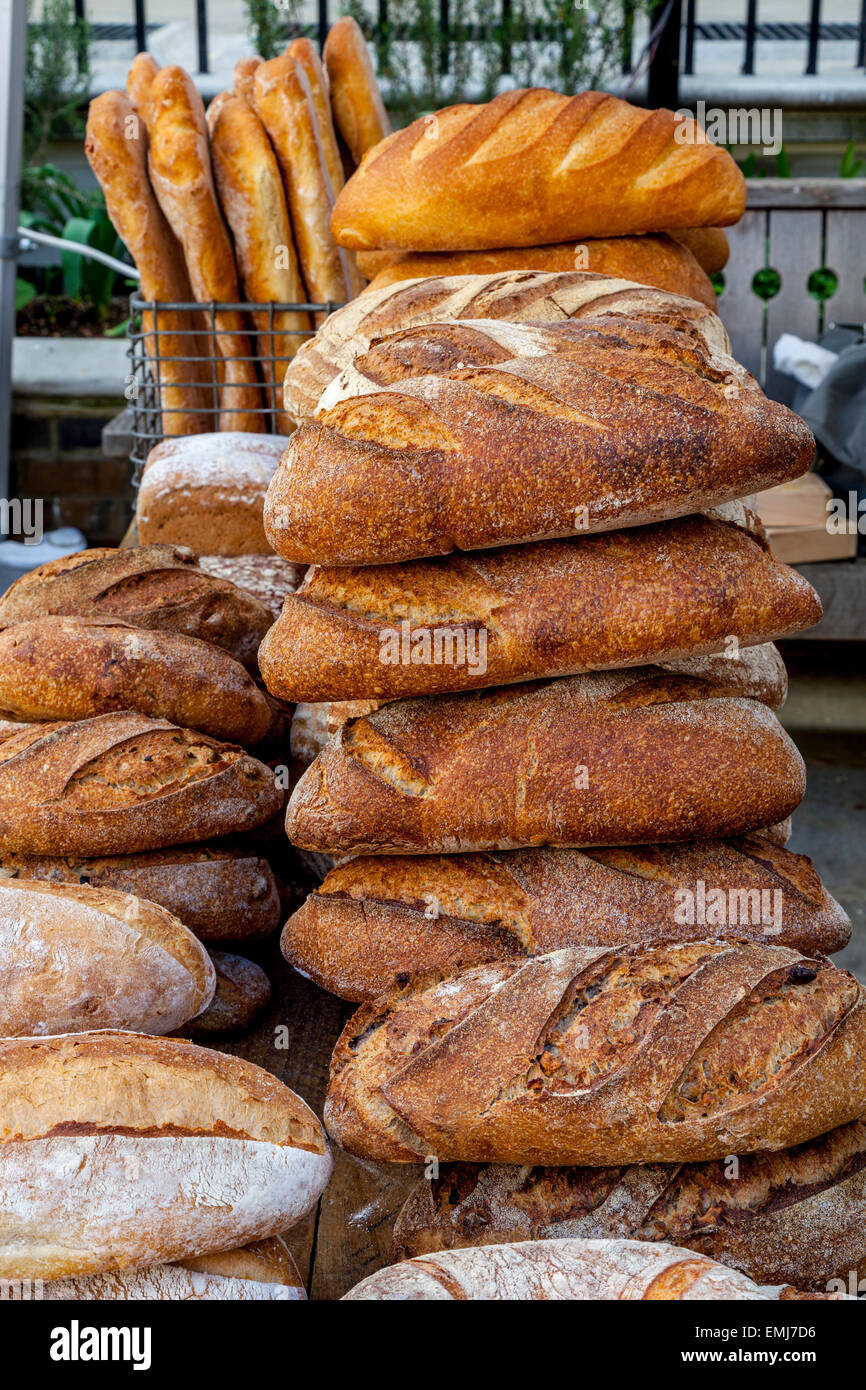 Traditional bread market square hi-res stock photography and images - Alamy