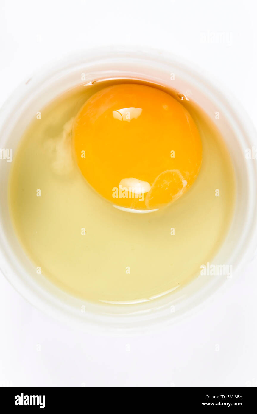 Raw egg hi-res stock photography and images - Alamy