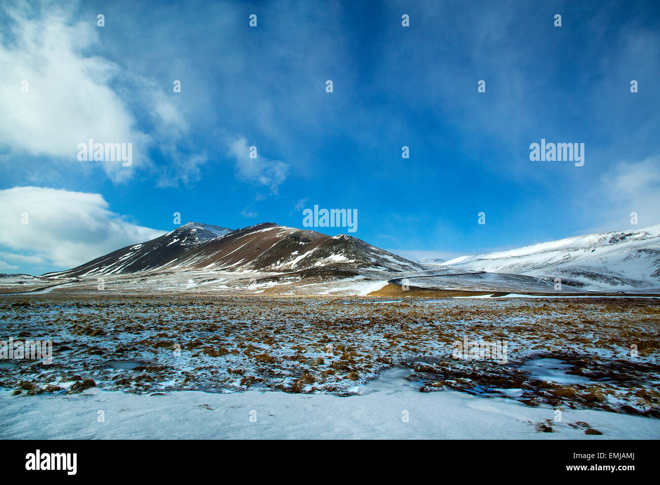 Impressive volcanic landscape on the Snaefellsnes peninsula in Iceland ...