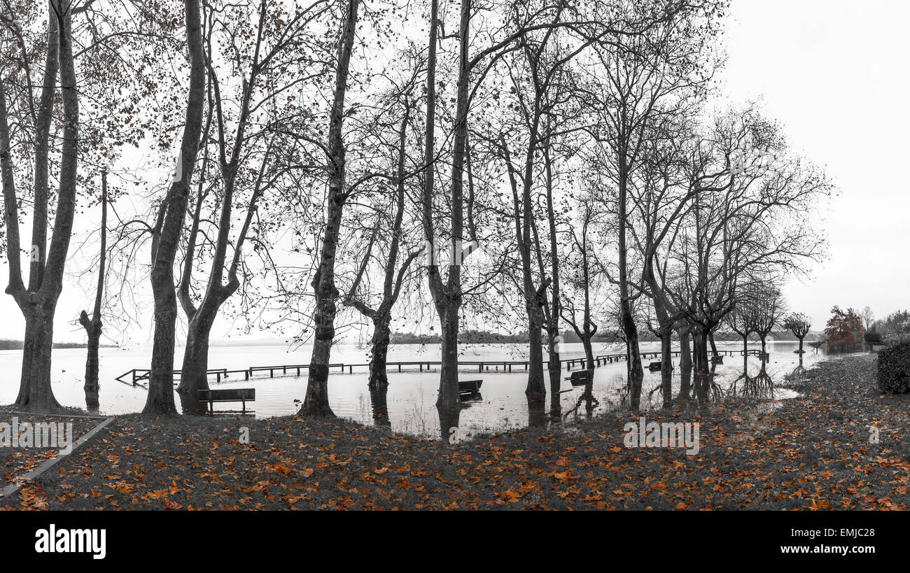 Overflow lake hi-res stock photography and images - Alamy