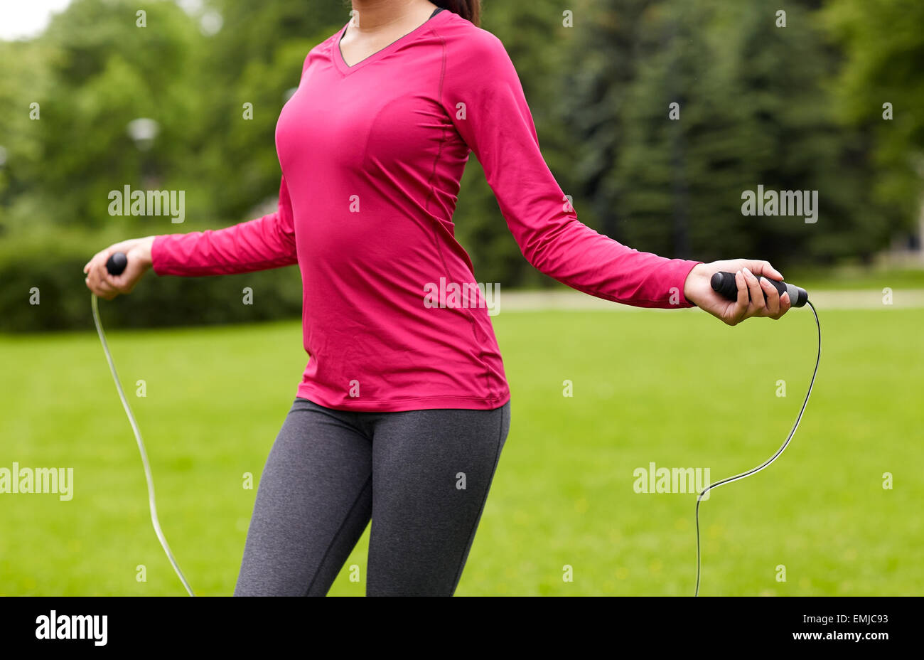 Teen girl jump rope black hi-res stock photography and images - Alamy