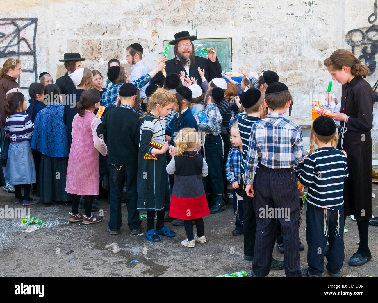 Jewish Man Children Passover High Resolution Stock Photography and ...