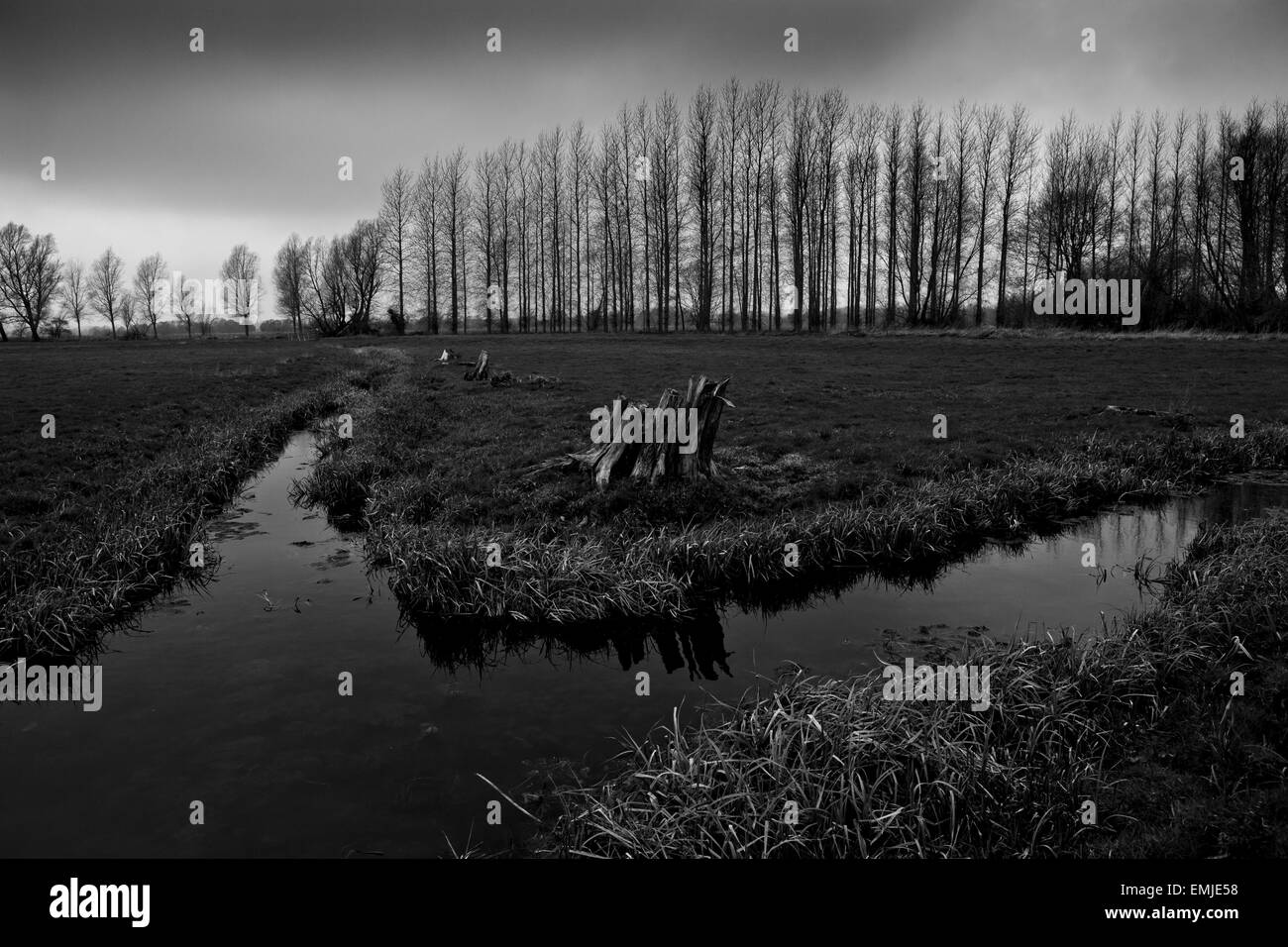 Suffolk landscape moody hi-res stock photography and images - Alamy