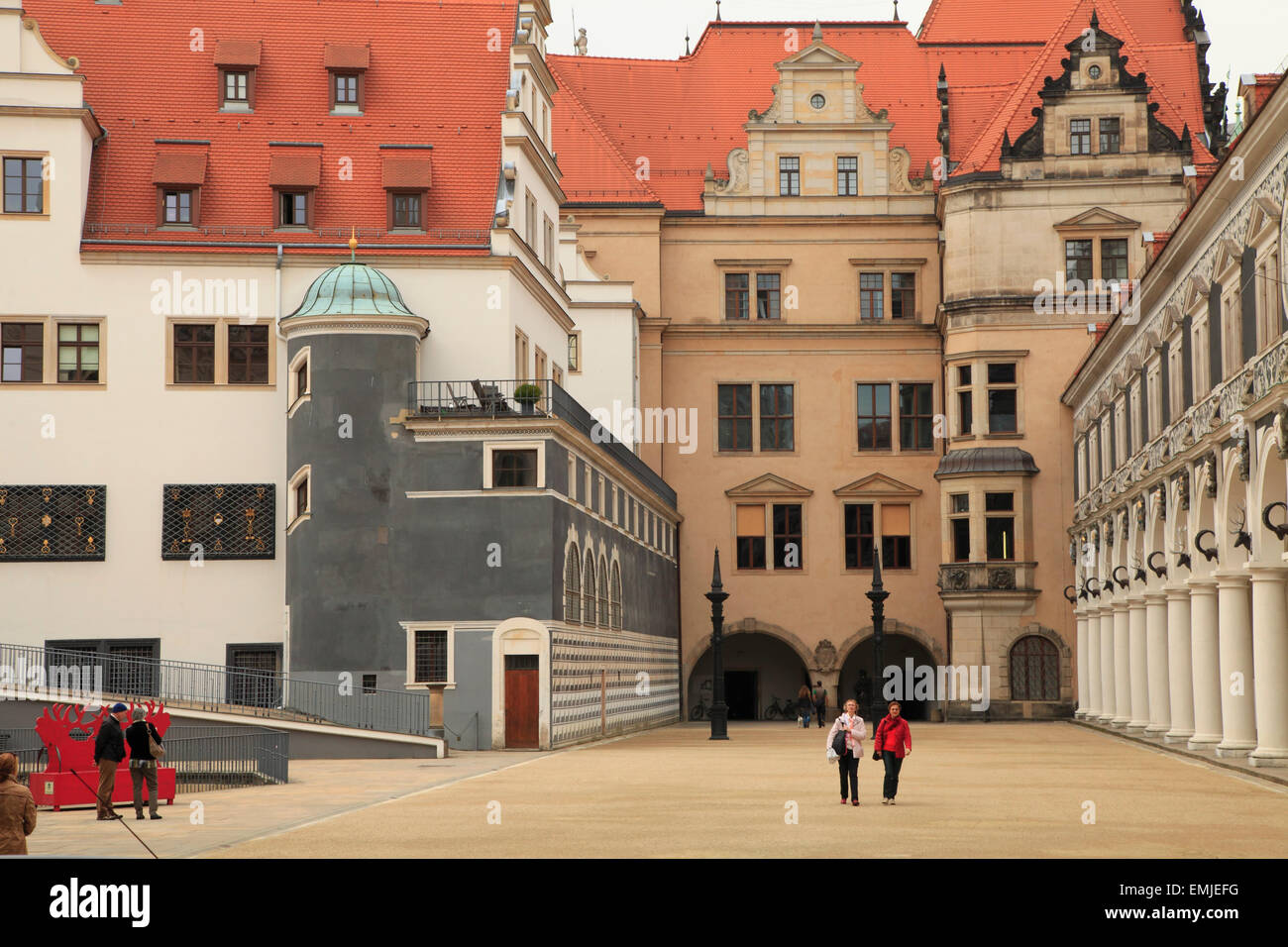Courtyard landmark hi-res stock photography and images - Alamy