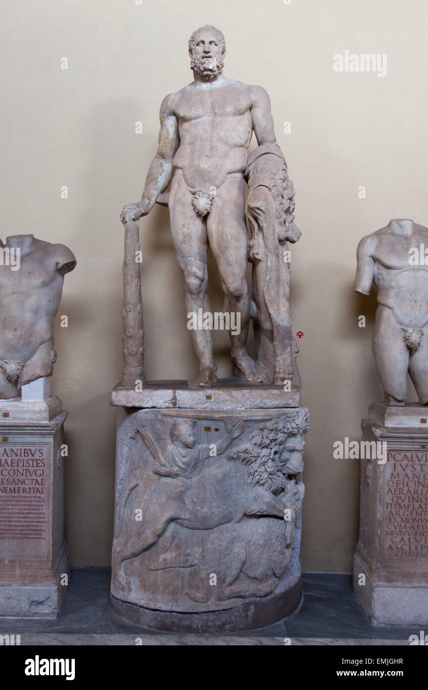 Statue of hercules in the Vatican Museums, Vatican Stock Photo - Alamy