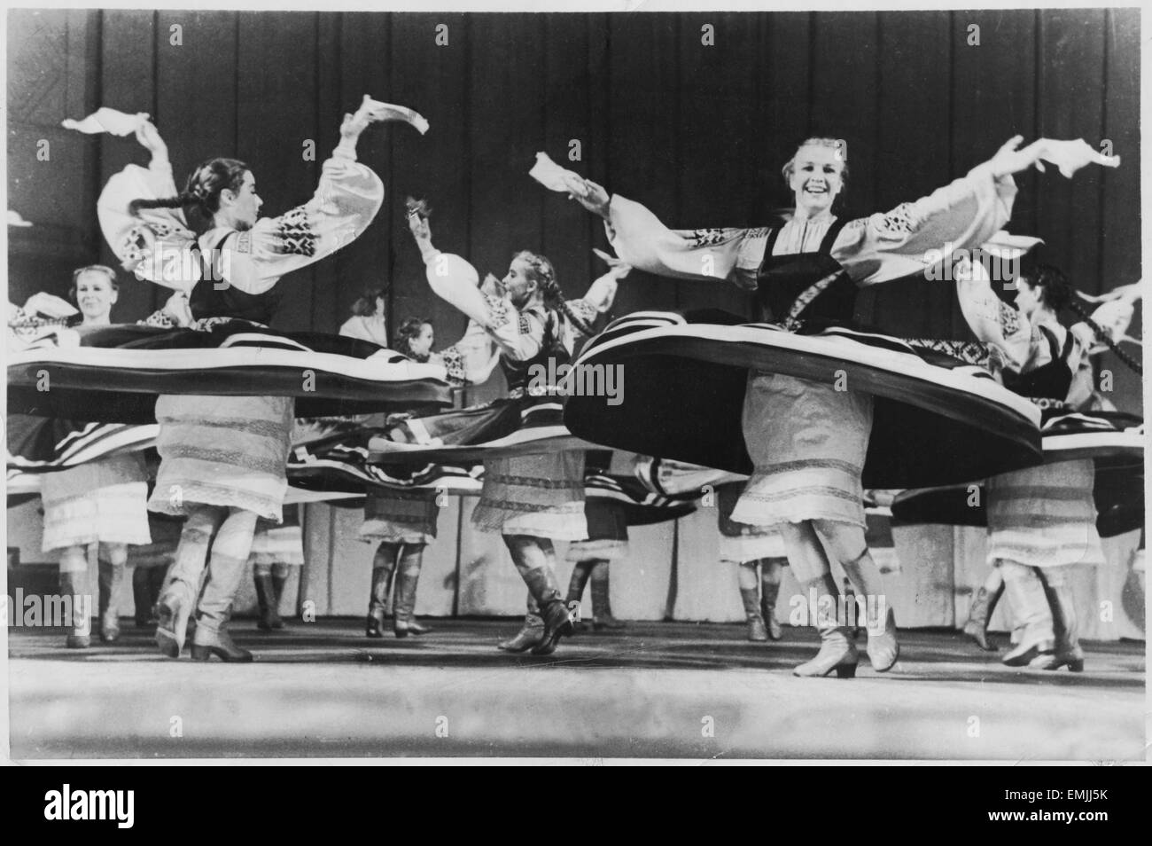 Russian Female Dancers Performing Beryozka Reel, USA Debut, 1959 Stock ...