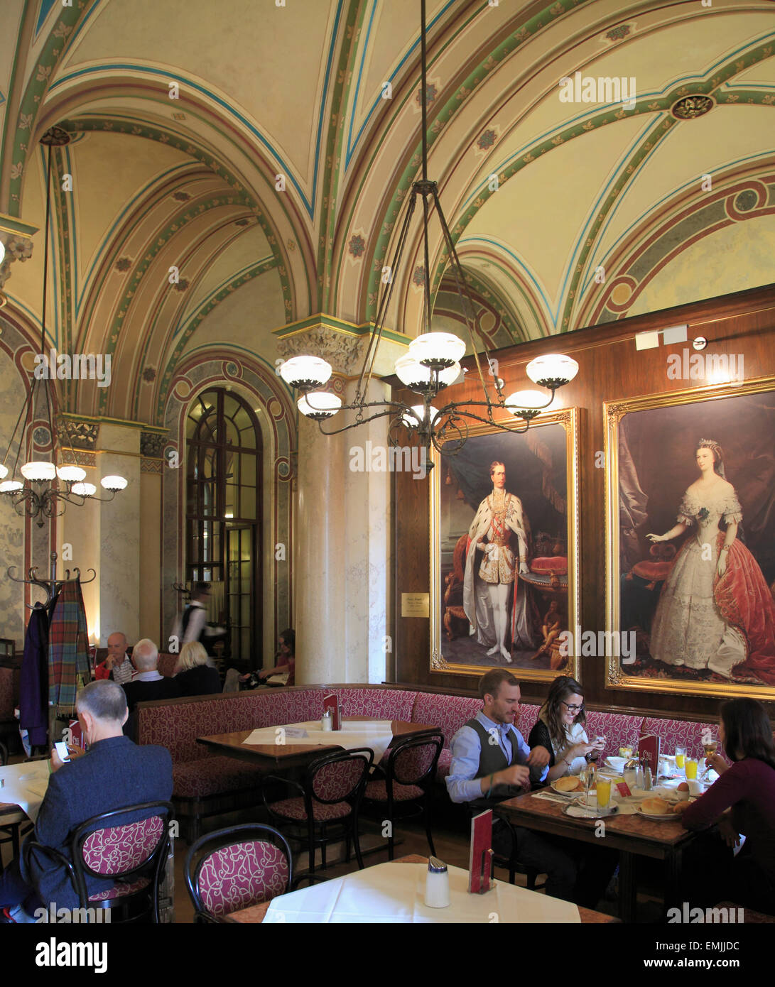Cafe central vienna austria central hi-res stock photography and images ...