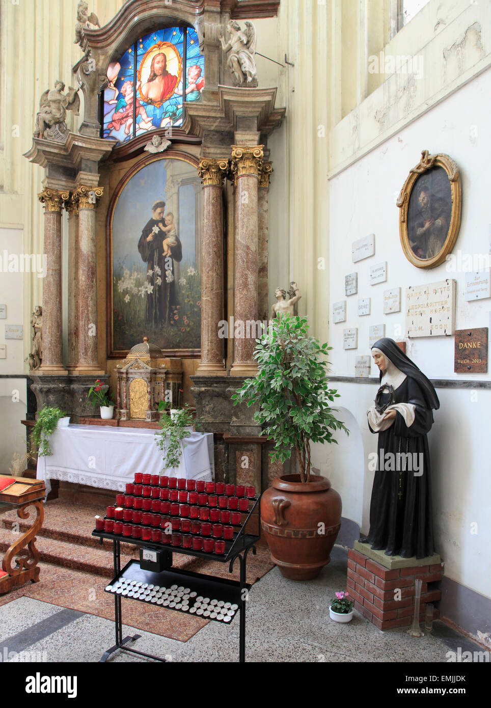 Minorite hi-res stock photography and images - Alamy