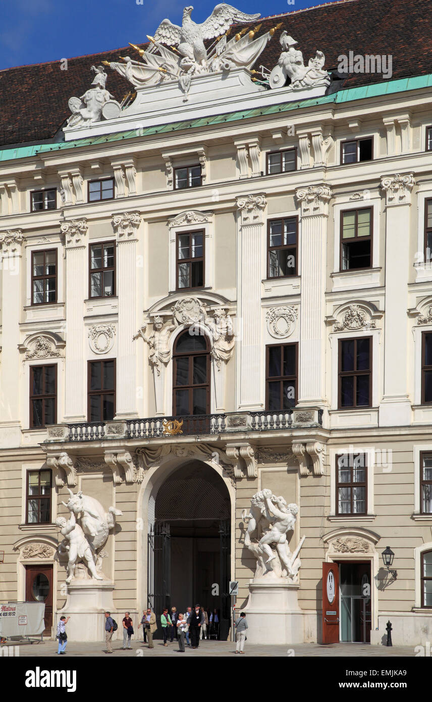 Vienna austria in courtyard vienna hi-res stock photography and images ...