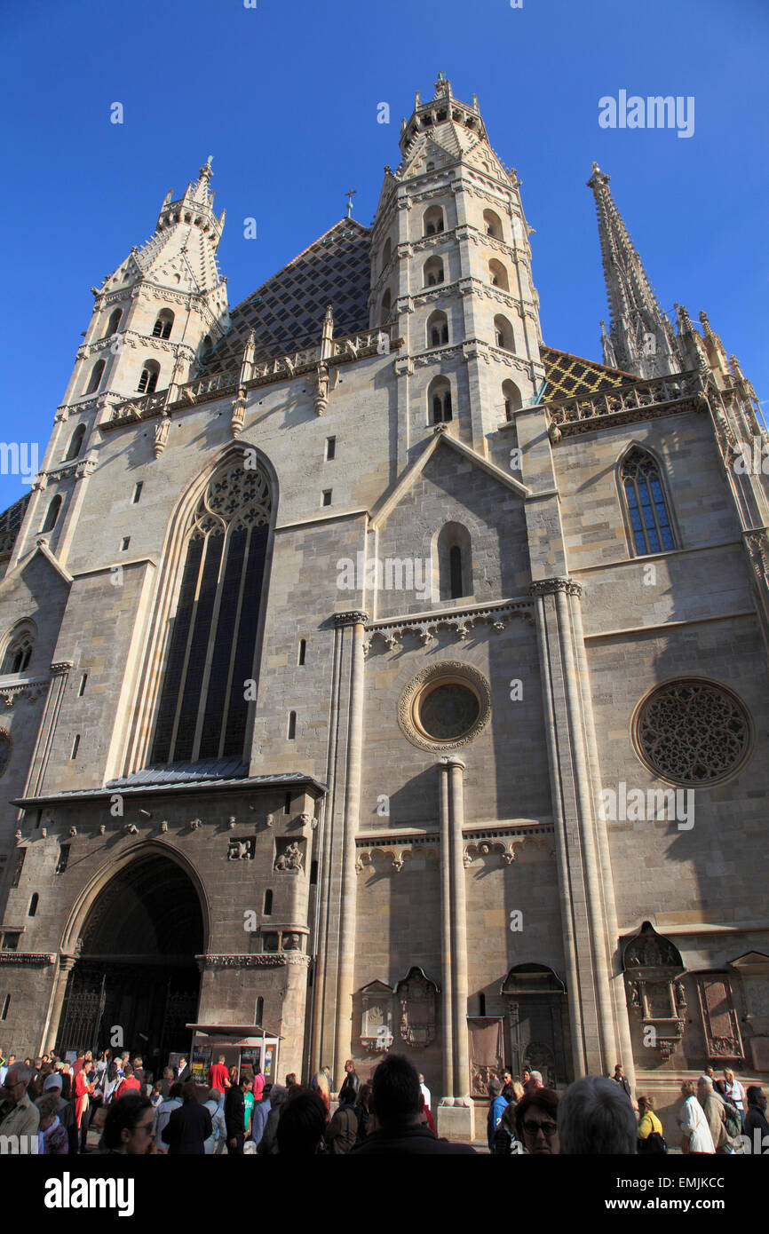Austria, Vienna, Stephansplatz, Stephansdom, Cathedral, people Stock ...