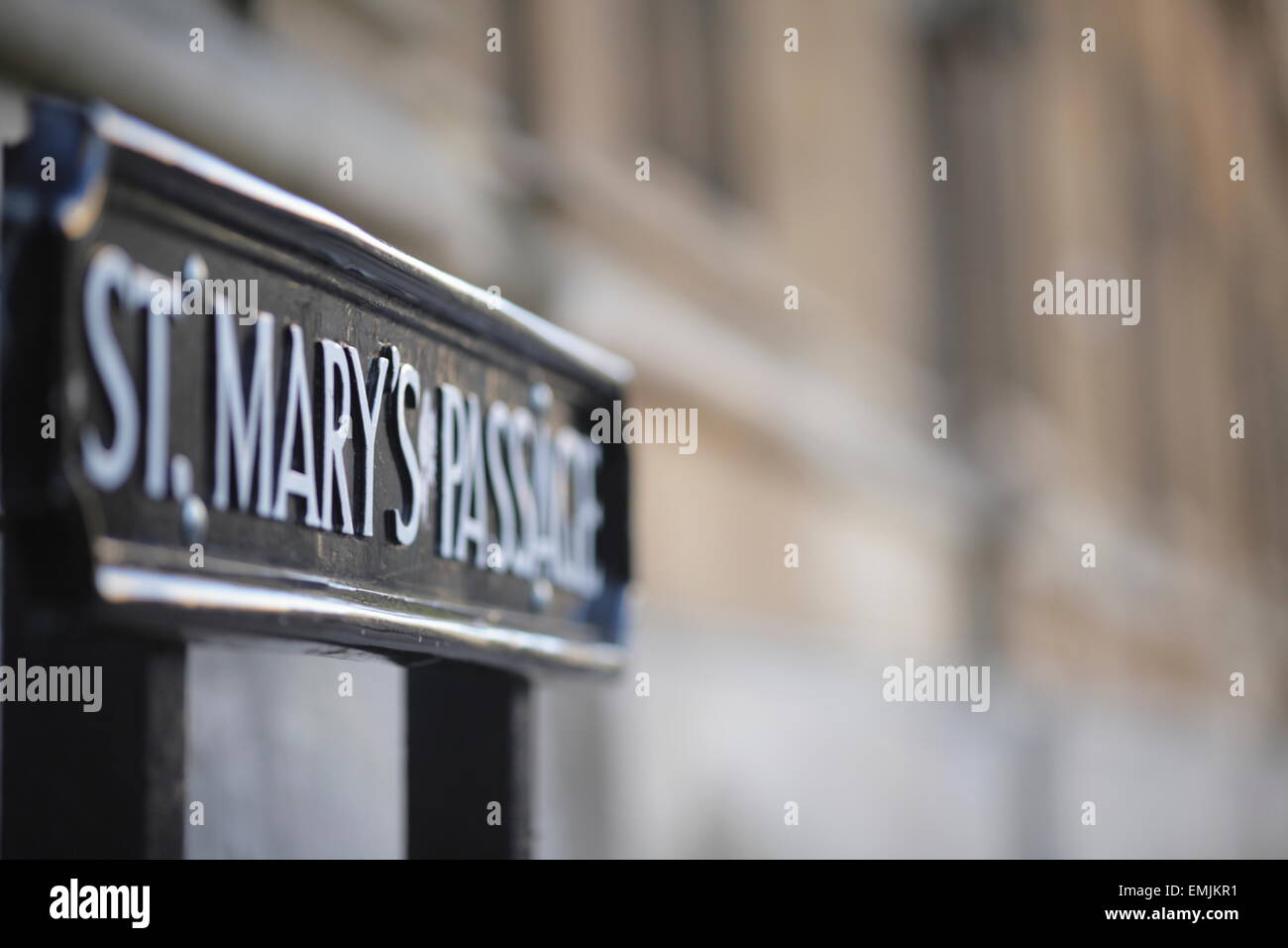St mary's street sign hi-res stock photography and images - Alamy