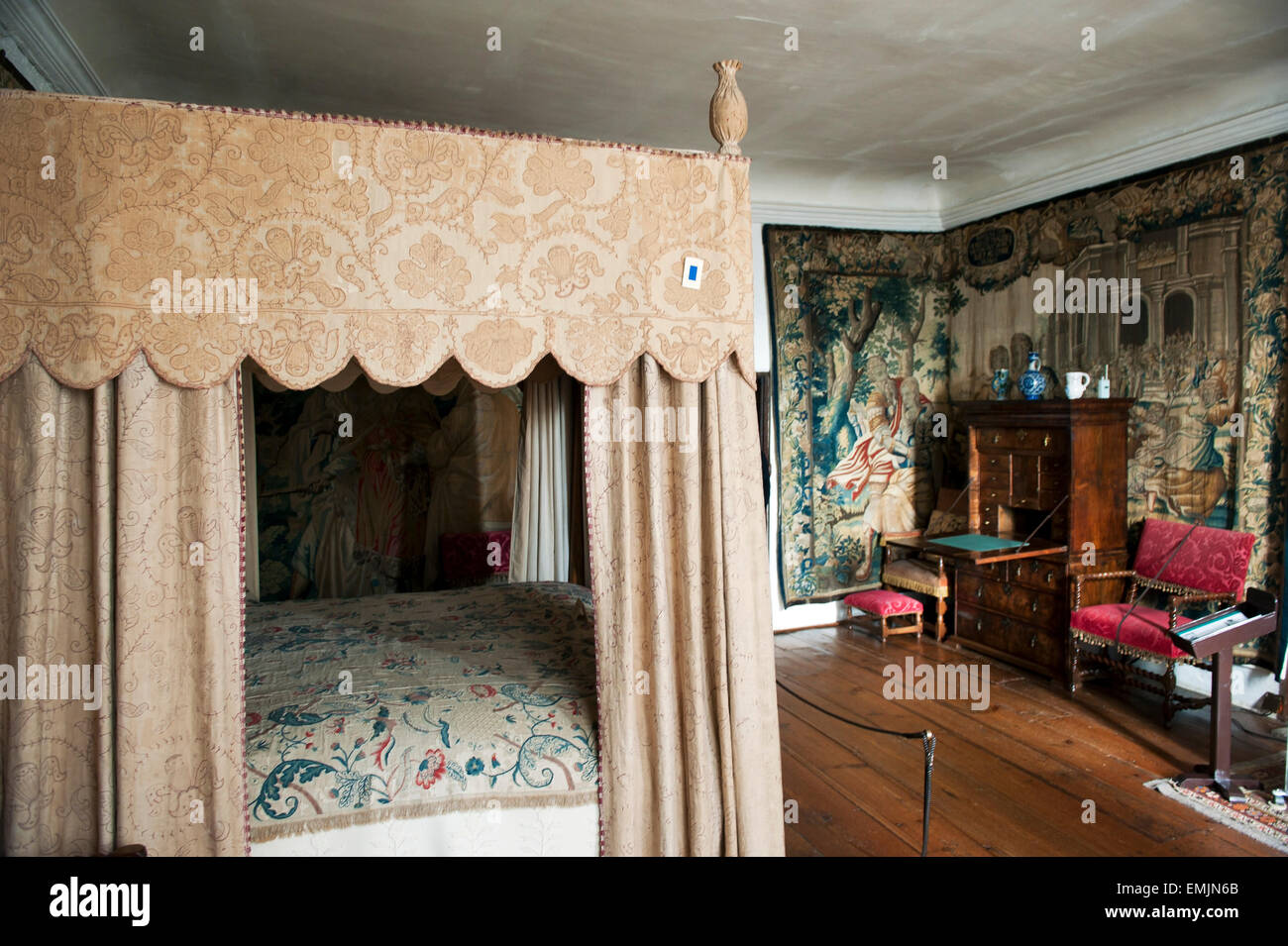 National trust interior hi-res stock photography and images - Alamy