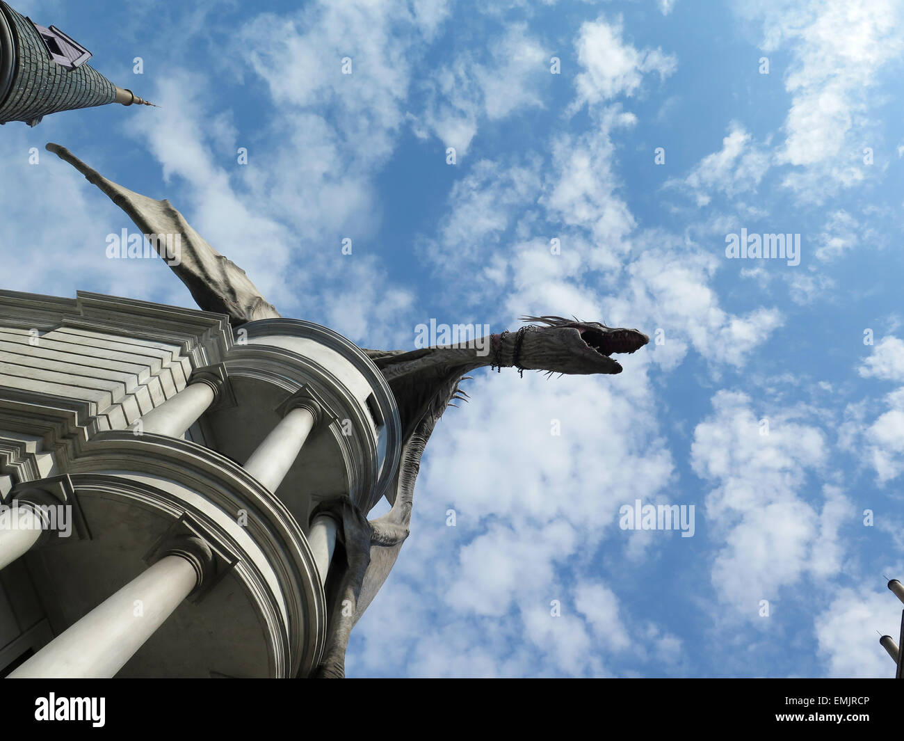 Harry potter ride hi-res stock photography and images - Alamy