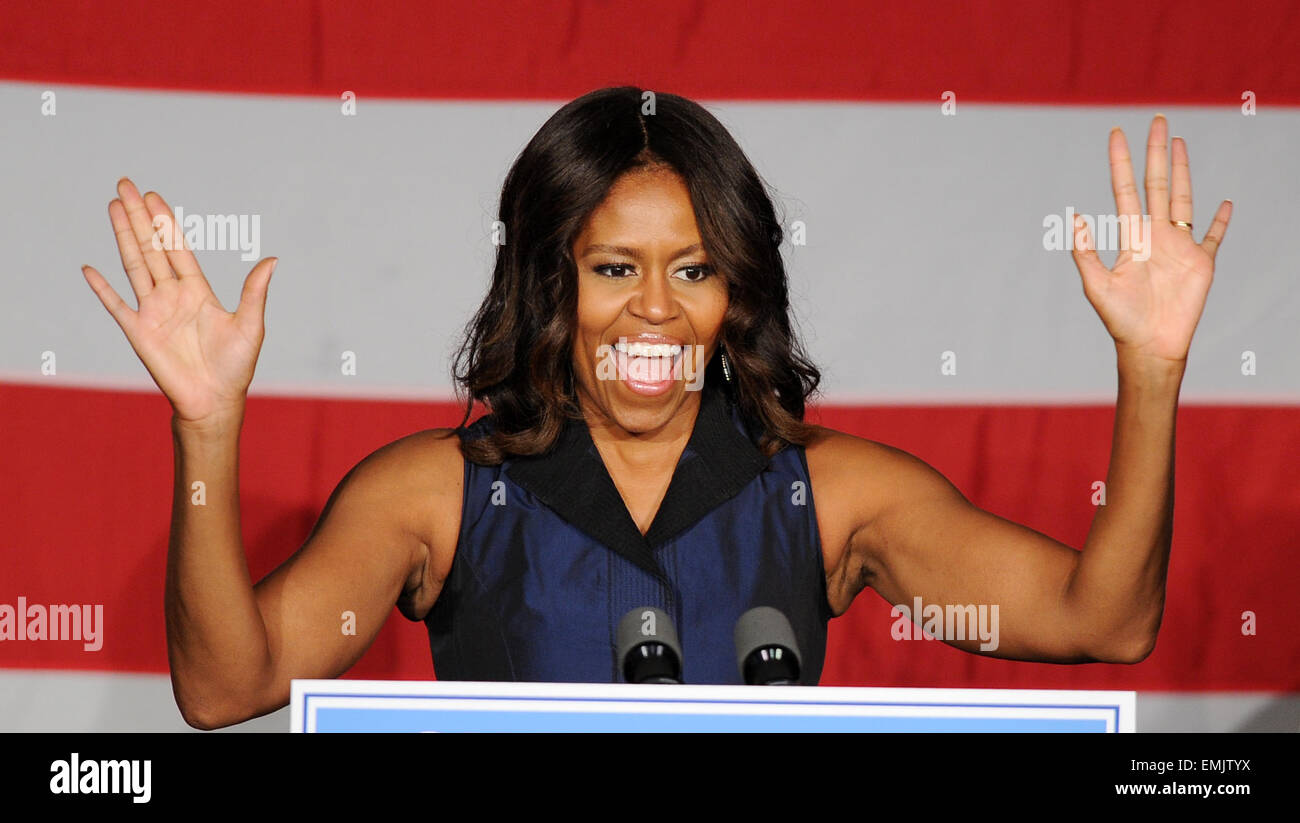 First Lady Michelle Obama and Florida Democrat gubernatorial candidate ...