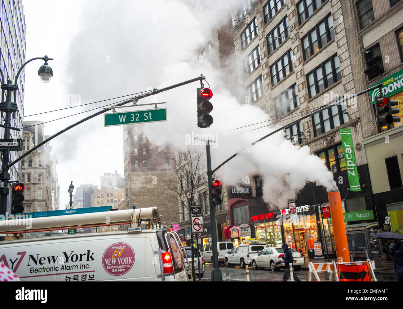 New york steam underground hi-res stock photography and images - Alamy