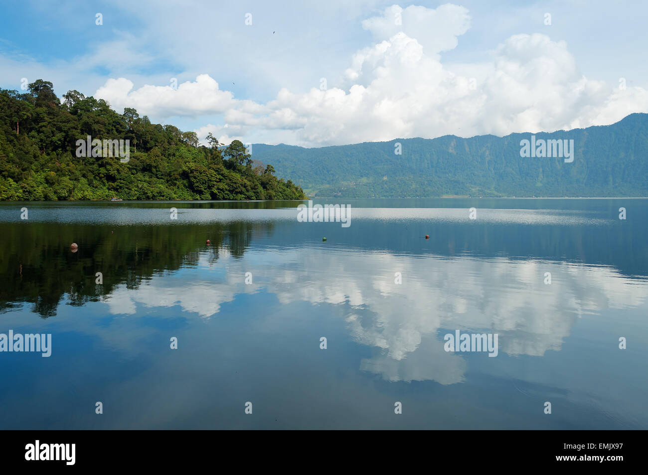 Lake Maninjau (Danau Maninjau) is a caldera lake in West Sumatra ...