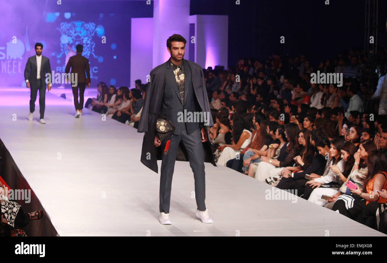 Lahore, Pakistan. 21st Apr, 2015. The models presented the creation of ...