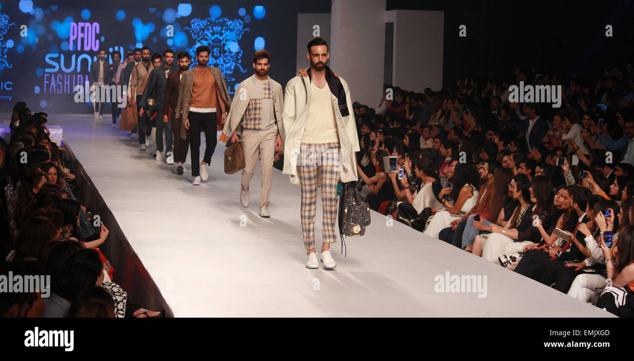 Lahore, Pakistan. 21st Apr, 2015. The models presented the creation of ...