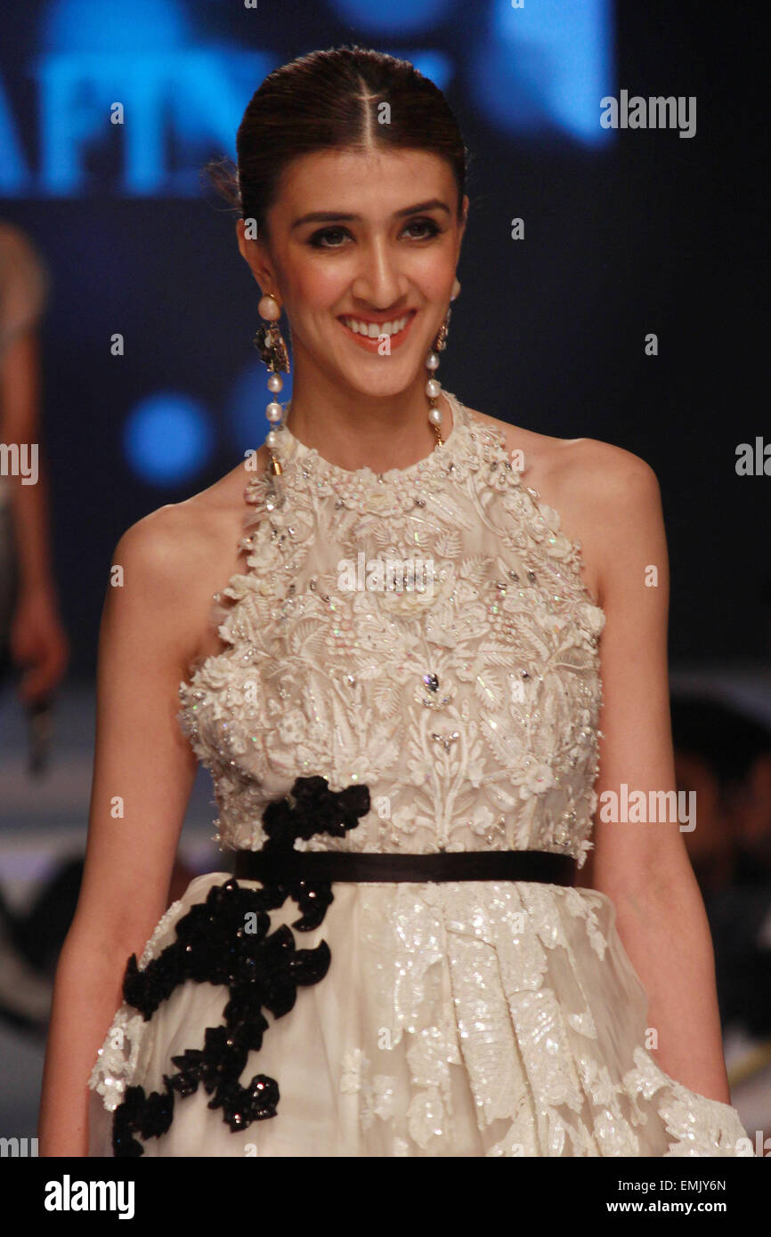 Lahore, Pakistan. 21st Apr, 2015. The models presented the creation of ...