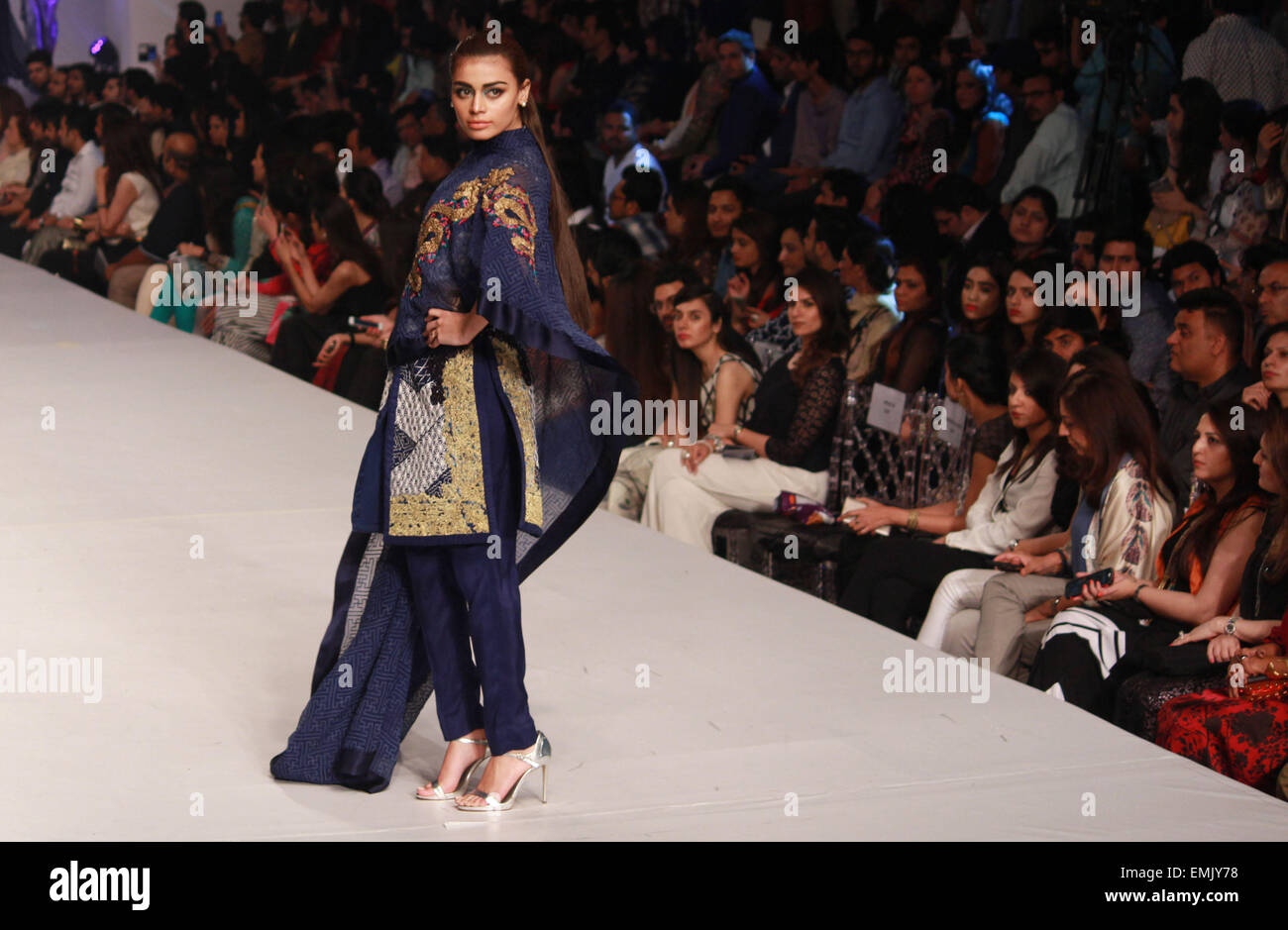 Sana safinaz hi-res stock photography and images - Alamy