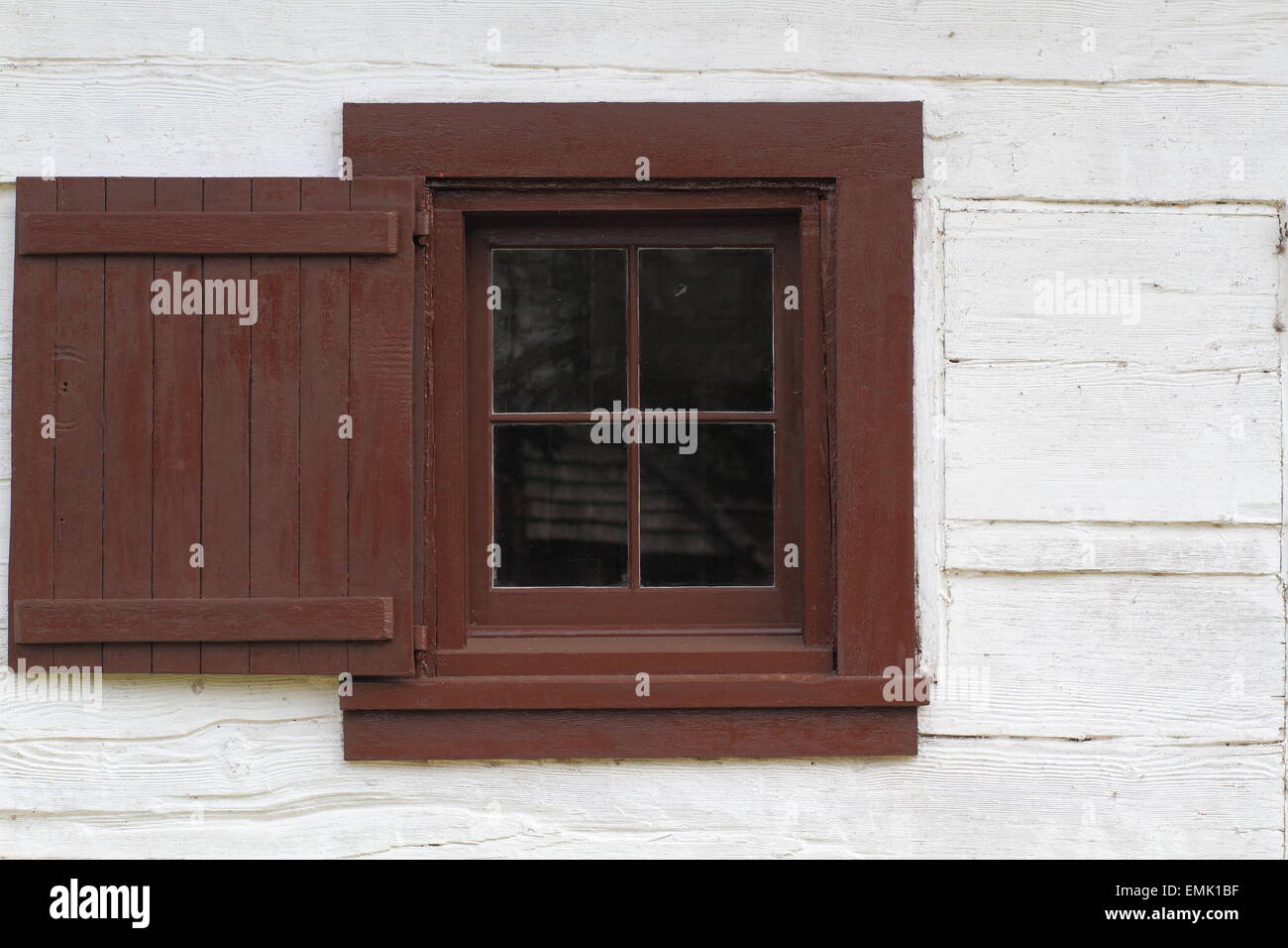 Vintage window hi-res stock photography and images - Alamy