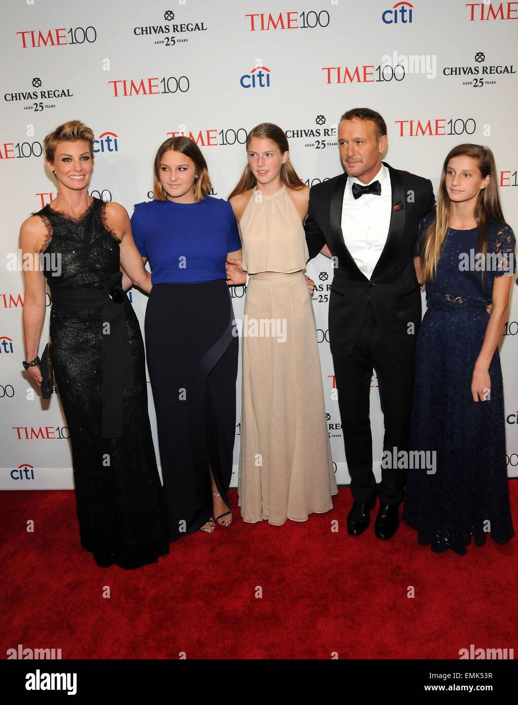New York, NY, USA. 21st Apr, 2015. Faith Hill, Tim McGraw, Family at ...