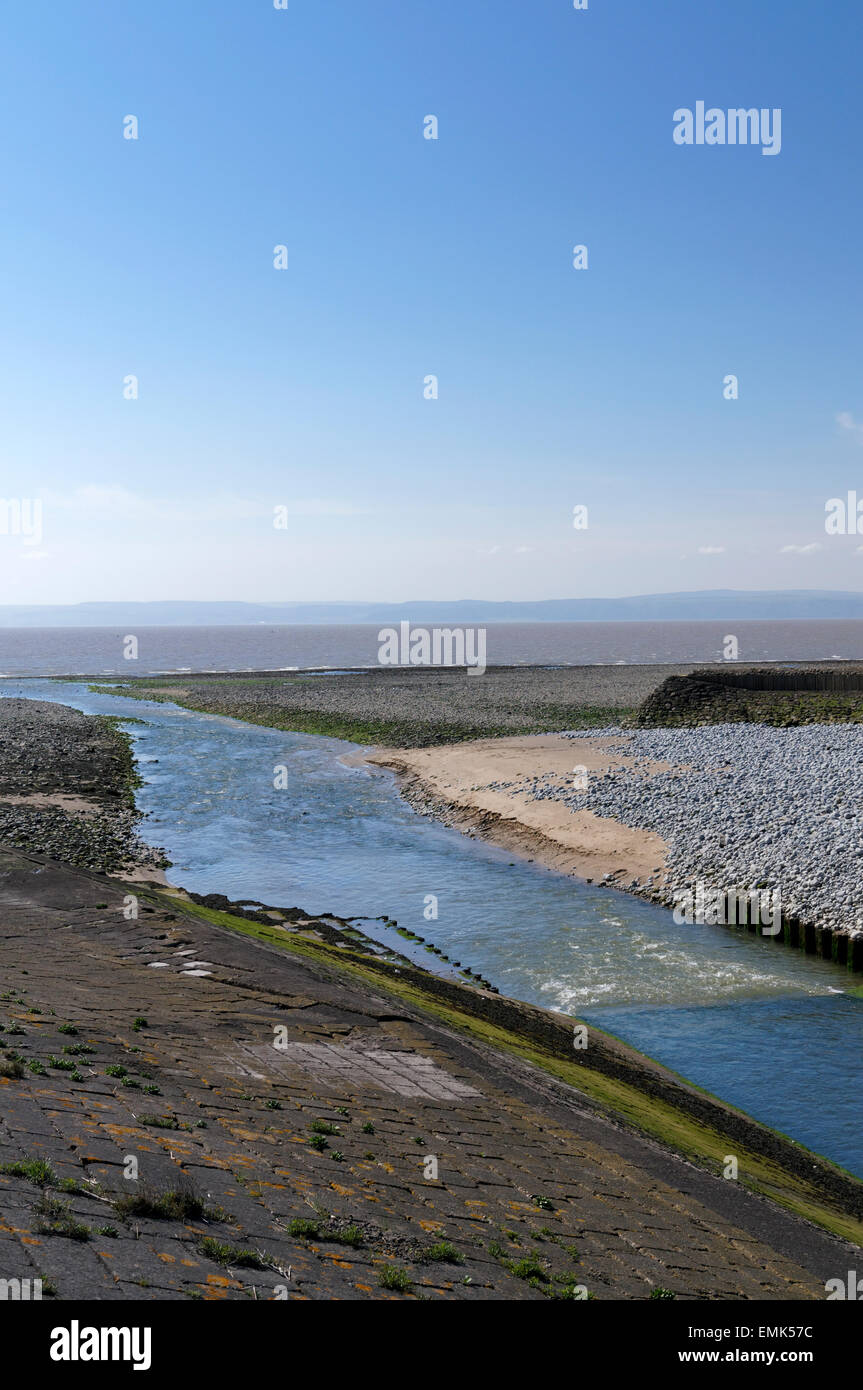 Spring confluence river thaw aberthaw severn estuary mouth hi-res stock ...