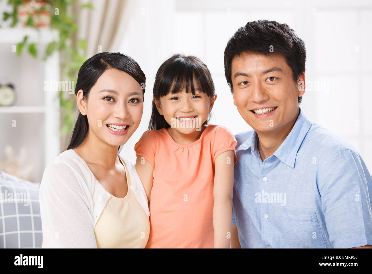Chinese family portrait in living hi-res stock photography and images ...