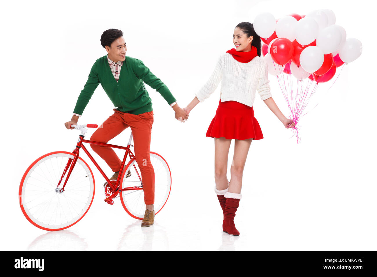 Young couple falling in love hi-res stock photography and images - Alamy