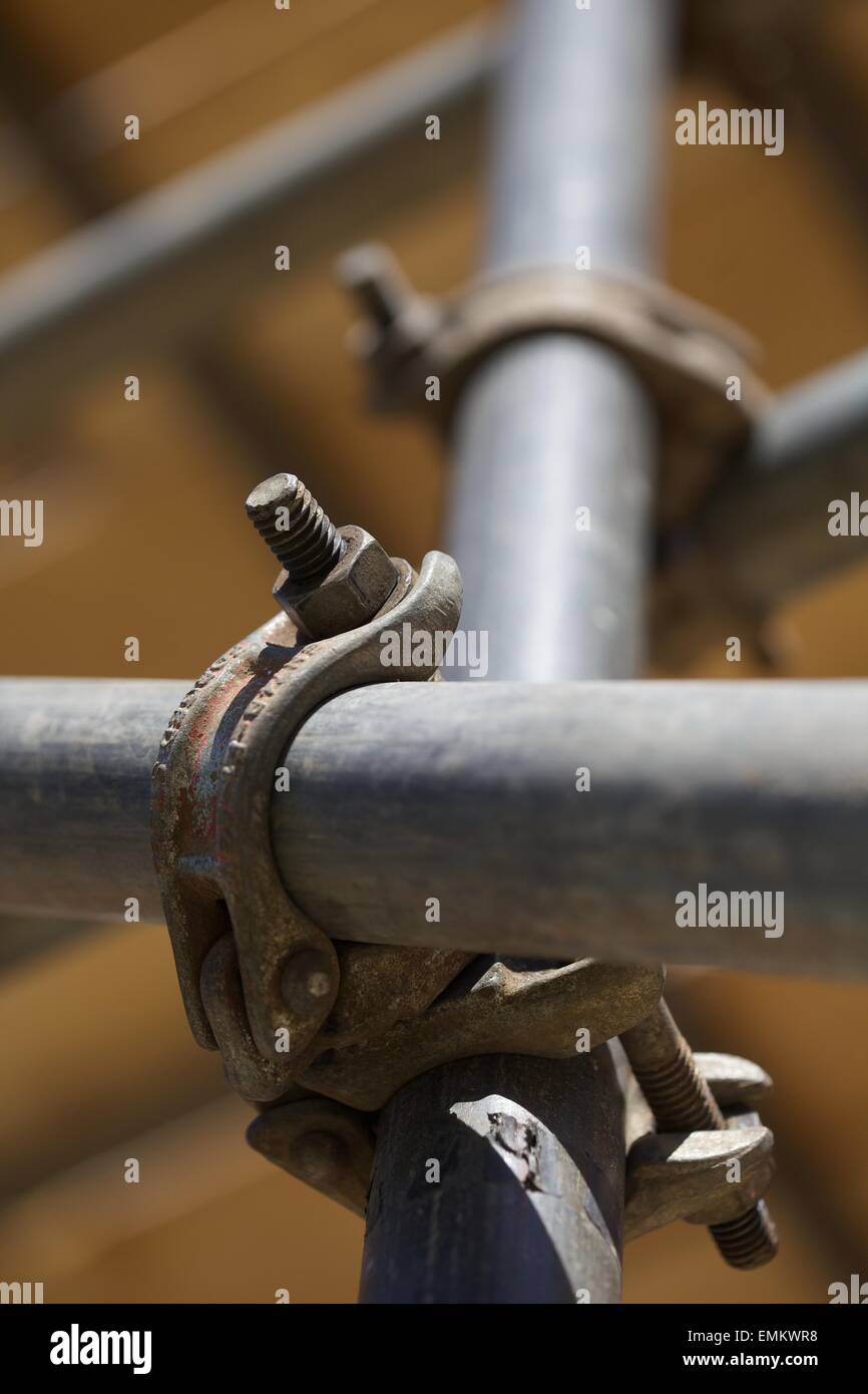 close up shot of scaffolding around a building Stock Photo - Alamy