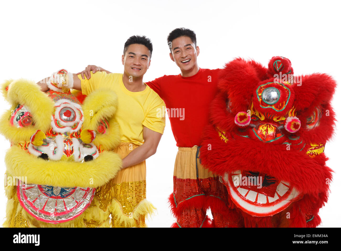 Lion dance performers Stock Photo - Alamy