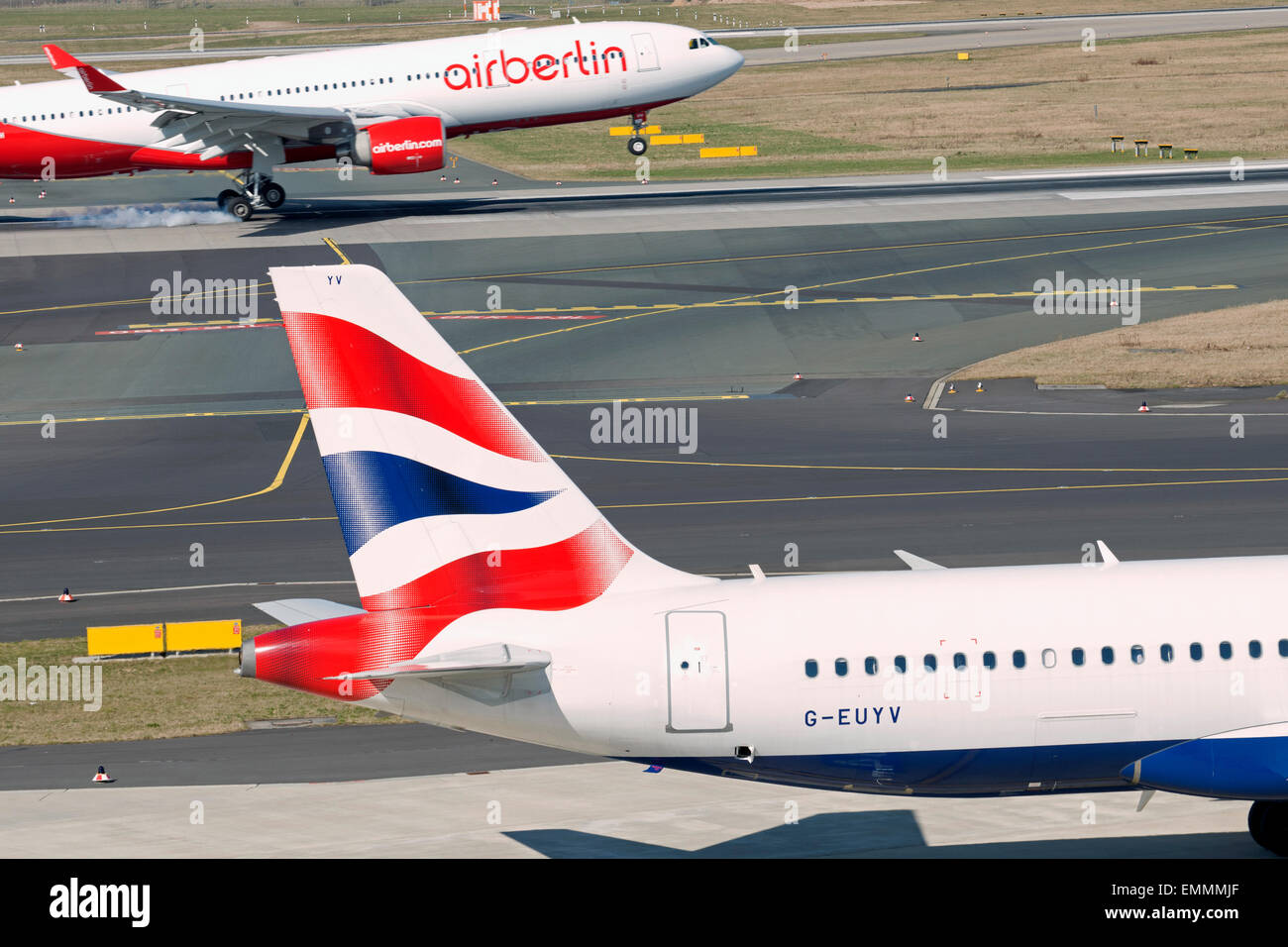 Ba tail fins hi-res stock photography and images - Alamy
