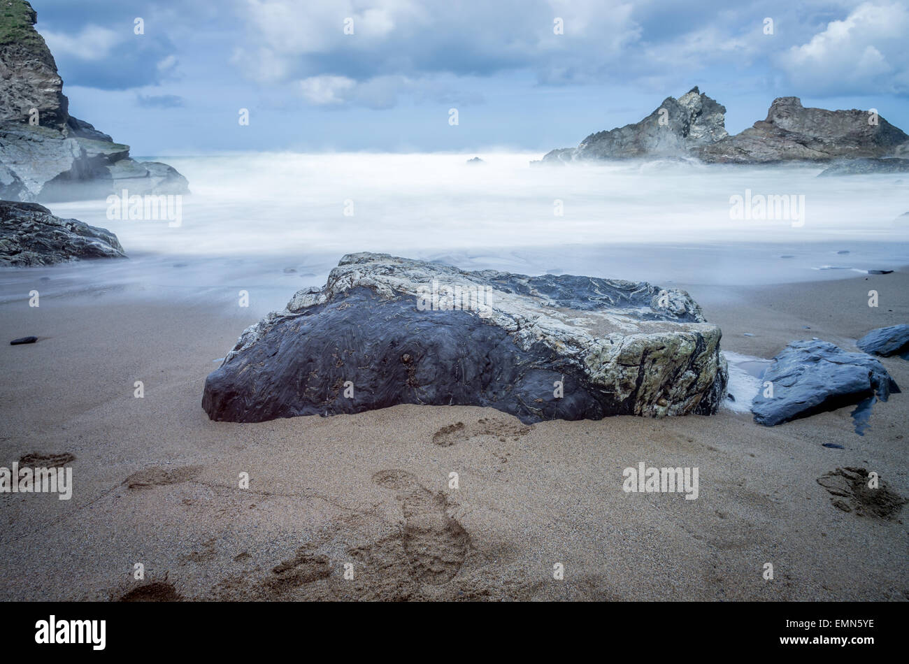 bedruthan steps cornwall england uk Stock Photo - Alamy
