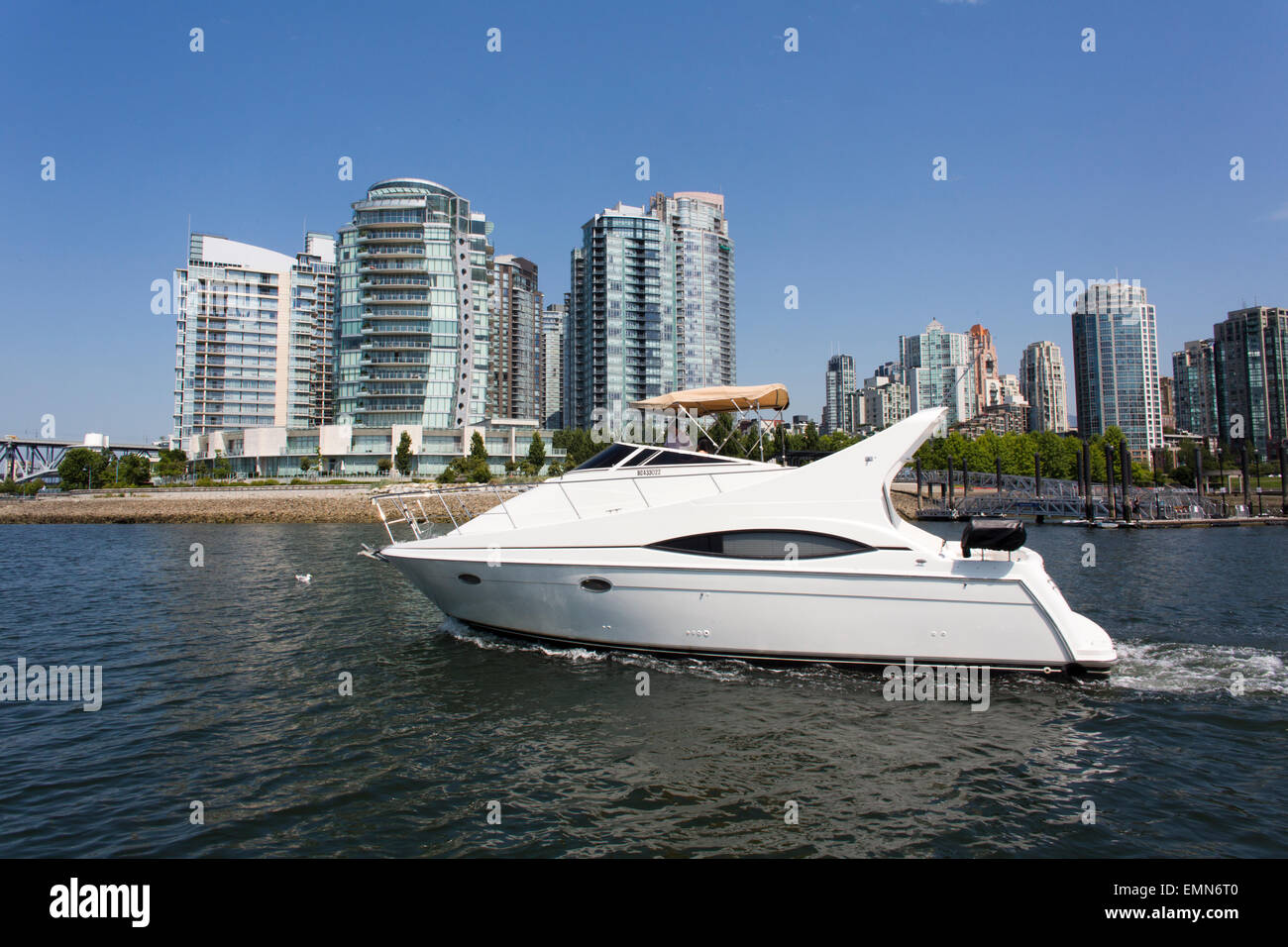high rise in Vancouver city Stock Photo - Alamy