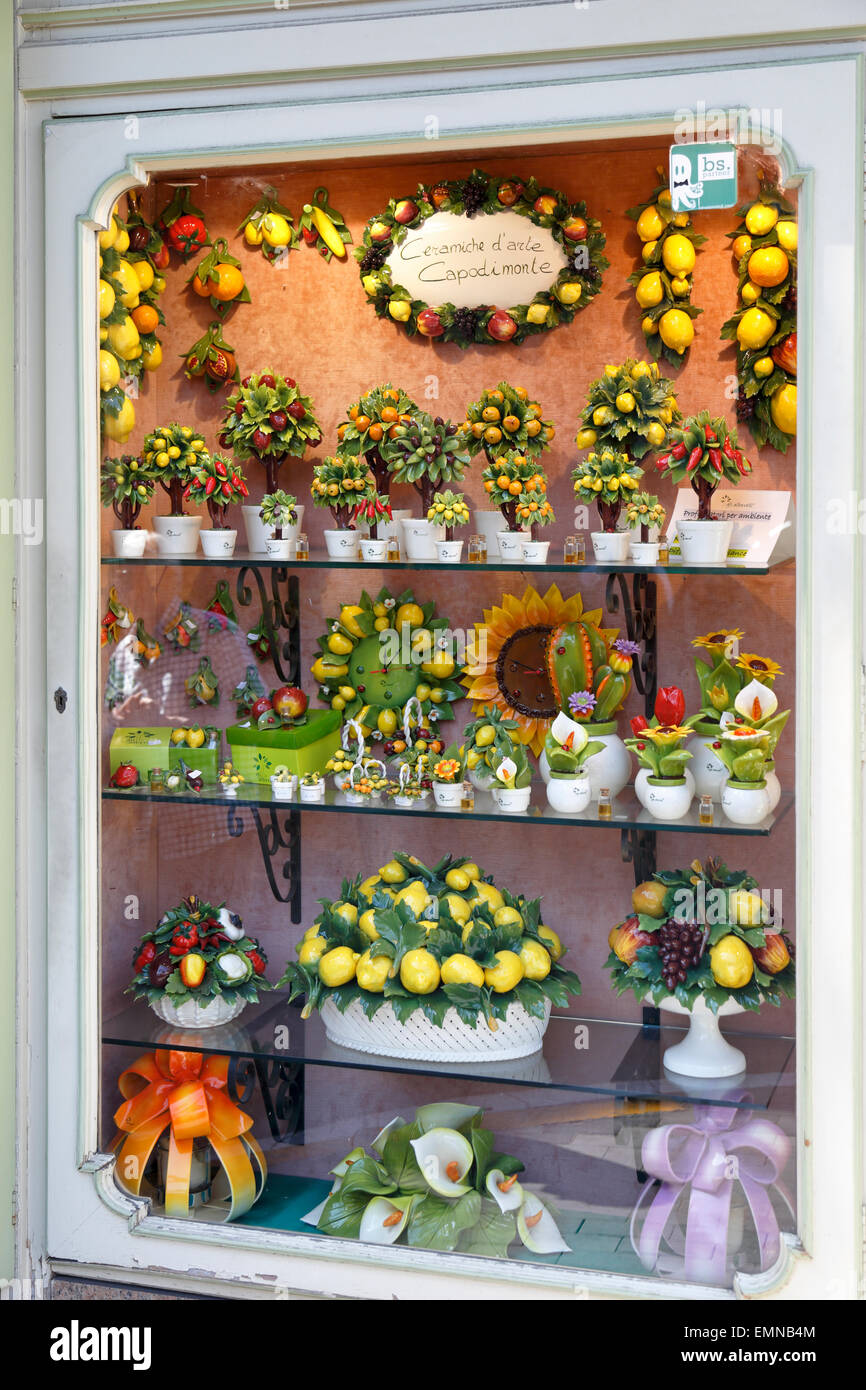 Window display of Capodimonte porcelain lemons for sale in Sorrento ...